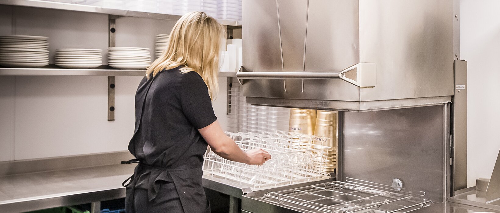 Rise of the machines: how to choose the right warewasher - Products ...